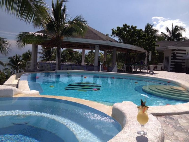 TOP 5 BEACH RESORTS IN BOHOL - Philippine Beach Guide