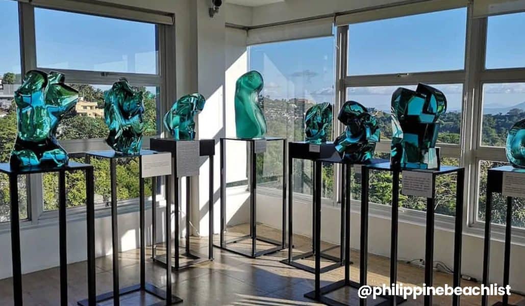 Top 30 Tourist Spots in TAGAYTAY Area (Tagalog) - Philippine Beach Guide